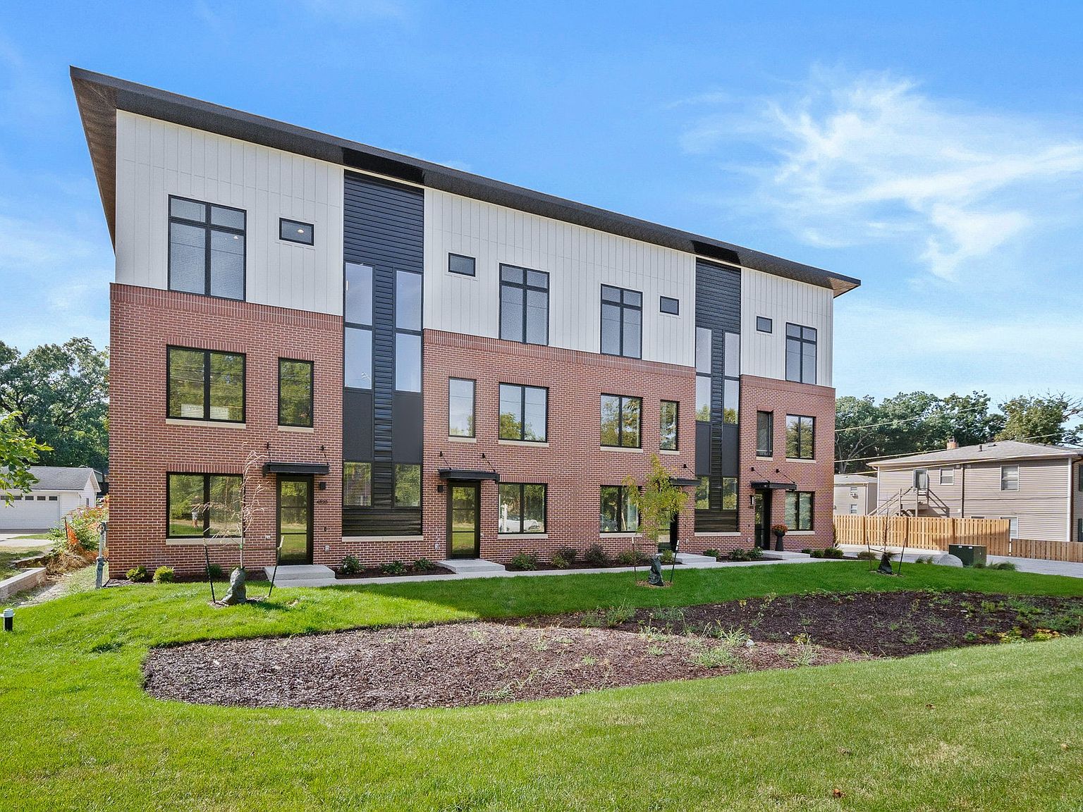 4828 Ingersoll Ave, Des Moines, IA 50312 | MLS #713180 | Zillow