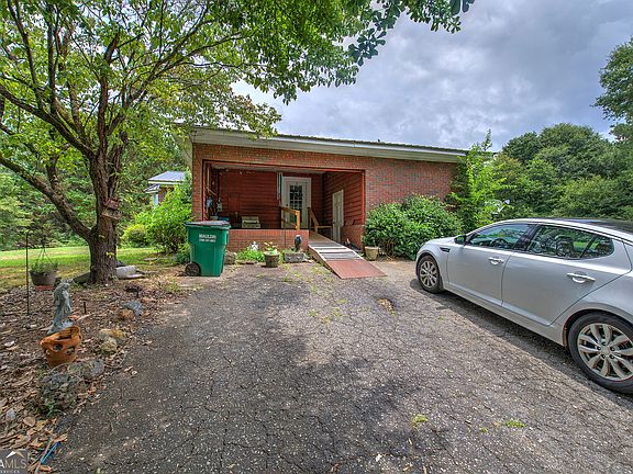 380 New Zion Rd SW, Calhoun, GA 30701 | MLS #10322144 | Zillow