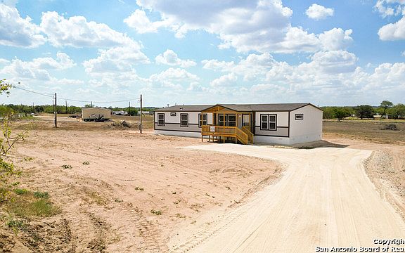 683 Rossville Rd, Somerset, TX 78069 | Zillow