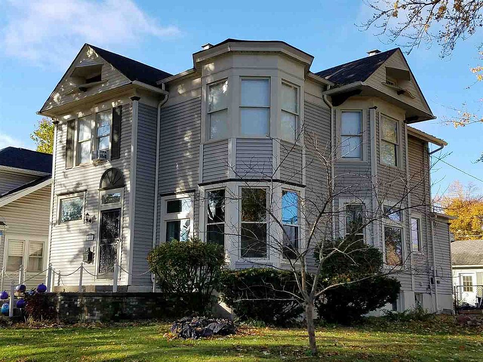 402 S Randolph St, Garrett, IN 46738 | Zillow