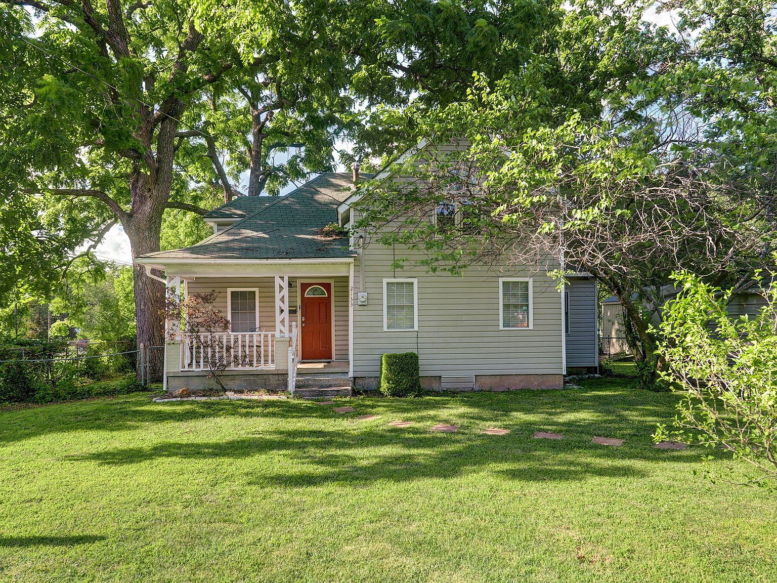 2133 W High Street, Springfield, MO 65803 | Zillow