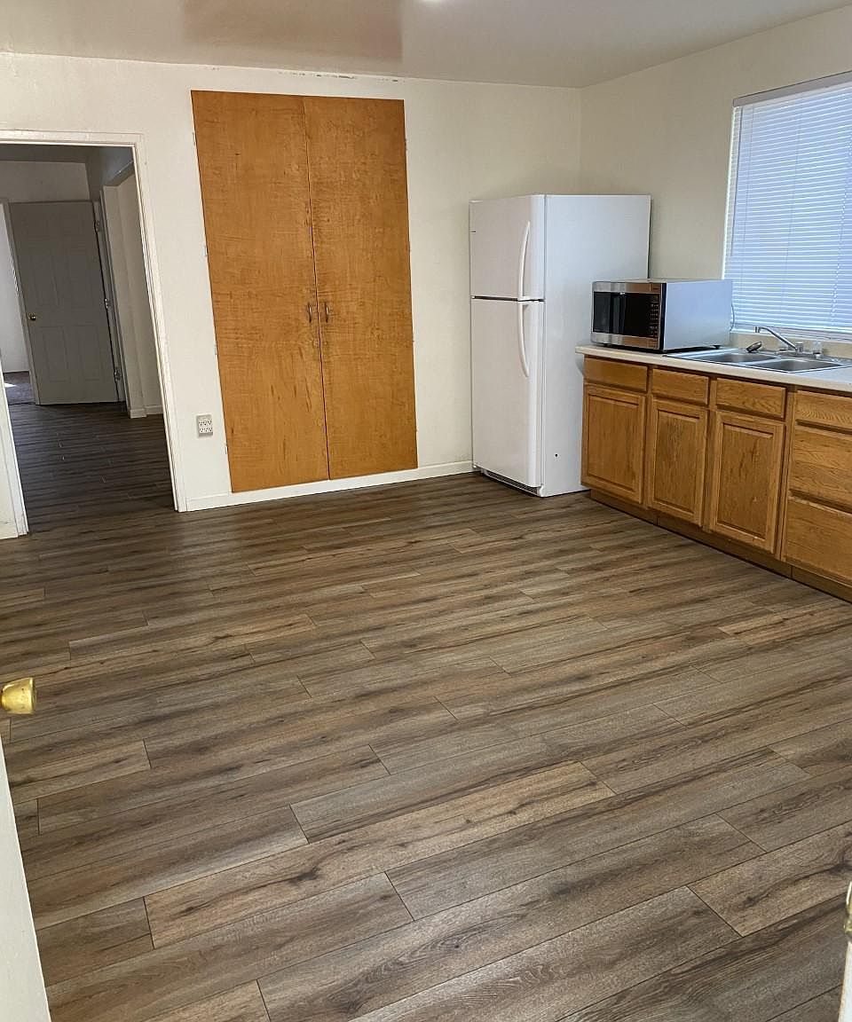 330 Ivy St APT B, Chico, CA 95928 | Zillow