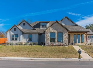 7 Greenfield Ln, Weatherford, TX 76087 | Zillow