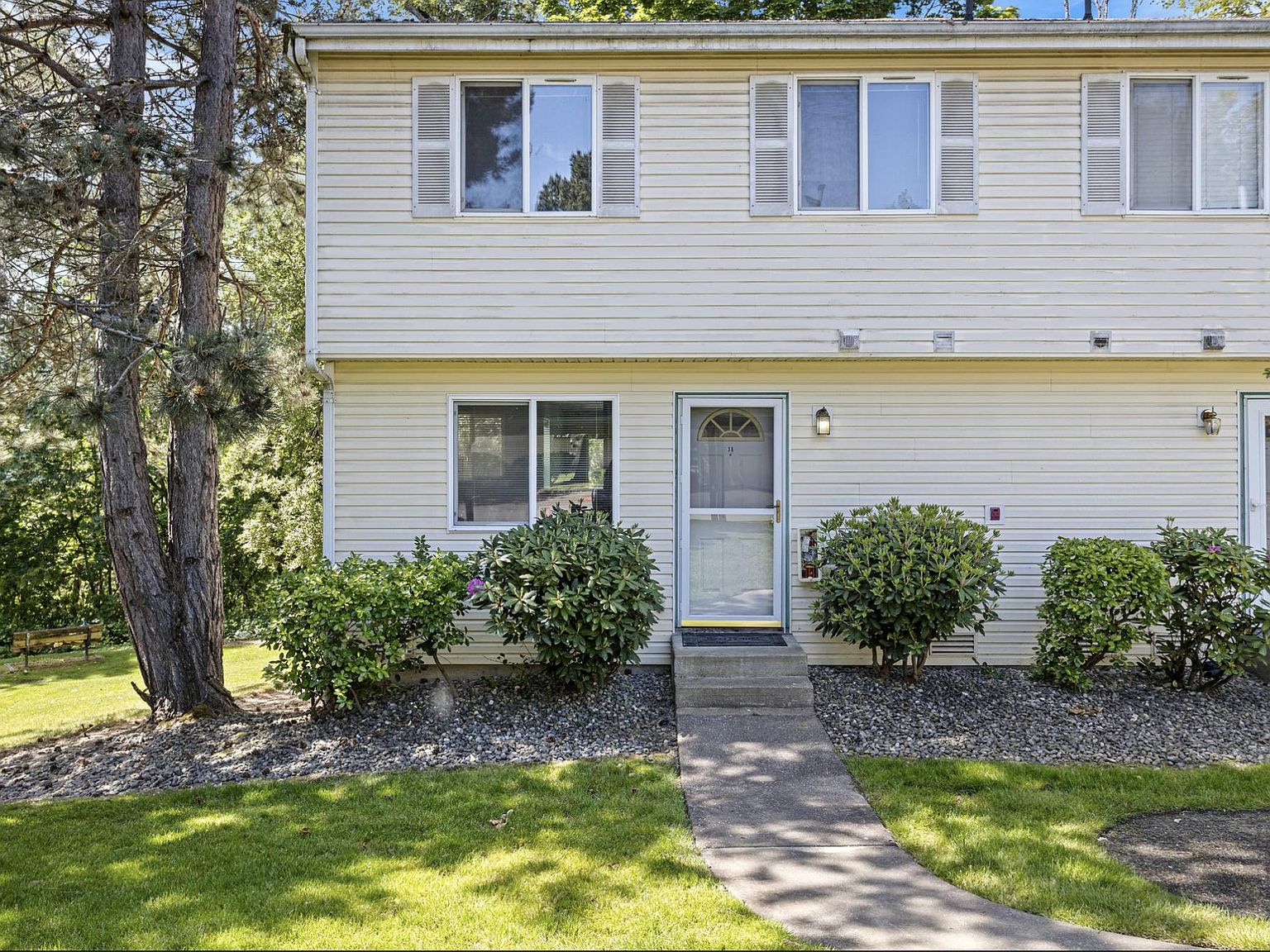 833 SW Sunset Blvd #H, Renton, WA 98057 | Zillow