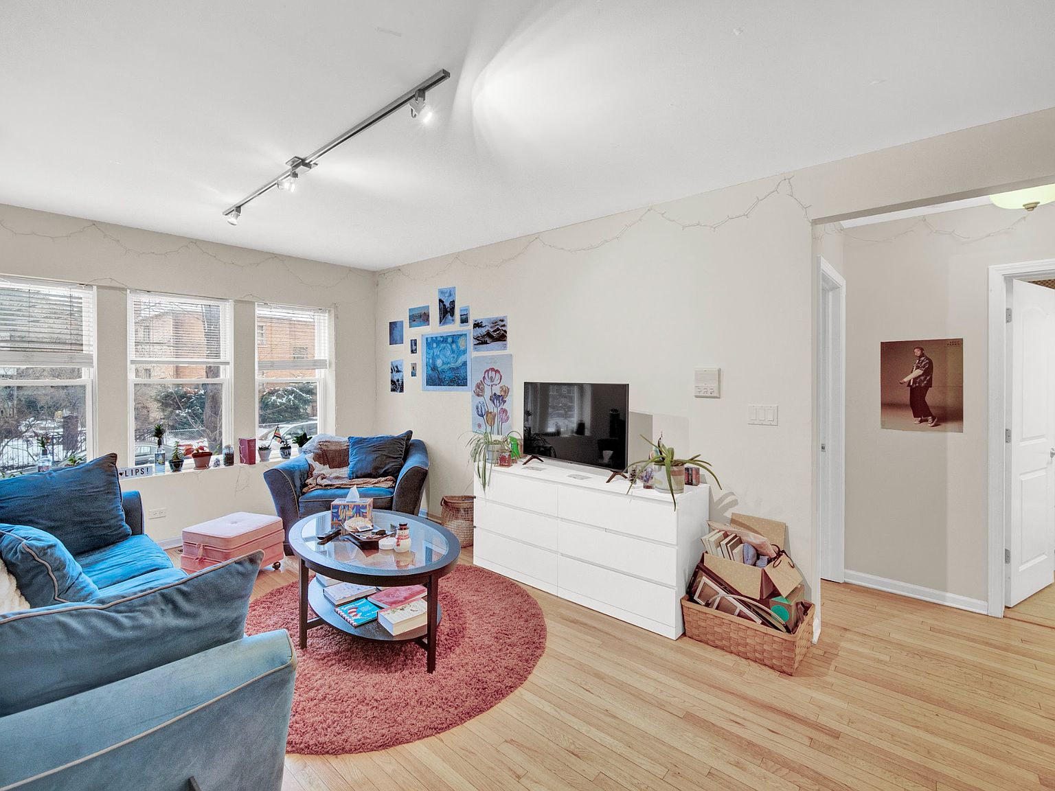 6505 N Newgard Ave #1, Chicago, IL 60626 | Zillow