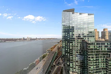 675 West 59th Street #2605 in Lincoln Square, Manhattan | StreetEasy