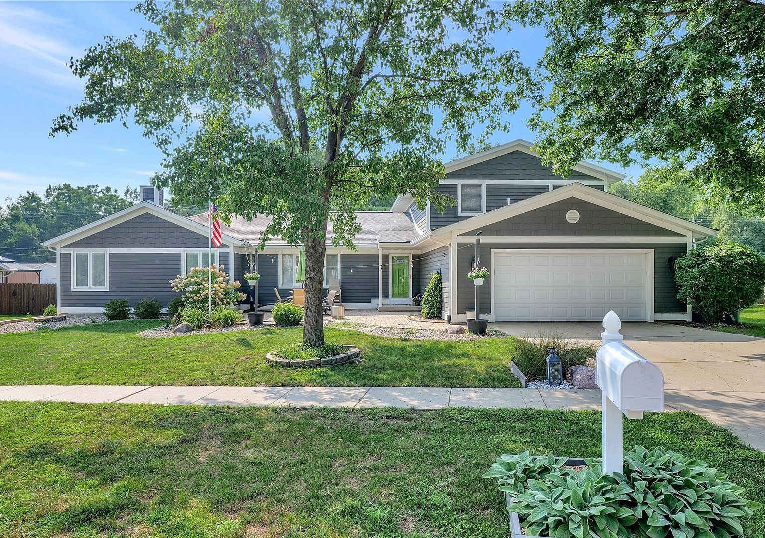 1201 Marietta Dr, Mahomet, IL 61853 | Zillow