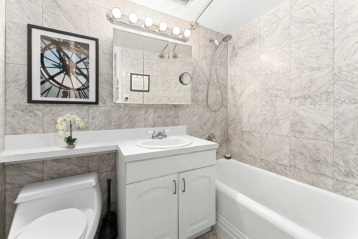 353 West 56th Street #5B in Hell's Kitchen, Manhattan | StreetEasy