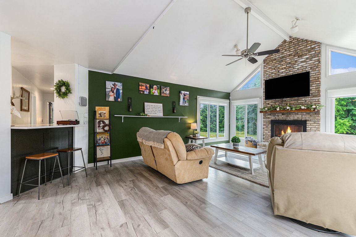 25150 Mintdale Rd, Sturgis, MI 49091 | MLS #25031527 | Zillow