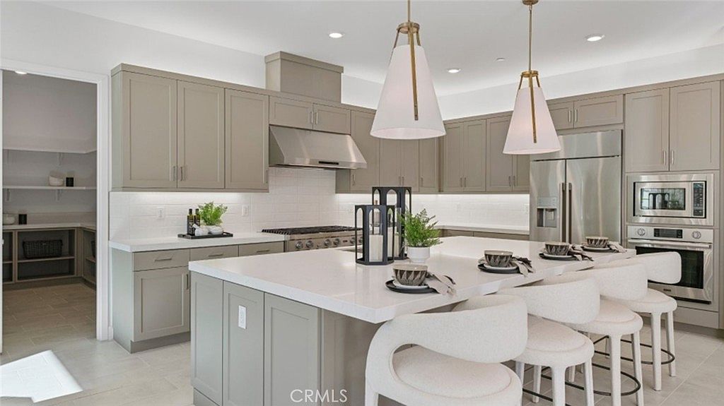 29817 Corte Trono, Santa Clarita, CA 91354 | Zillow