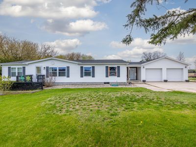 5969 Five Mile Rd, Blanchard, MI 49310 | MLS #23014562 | Zillow