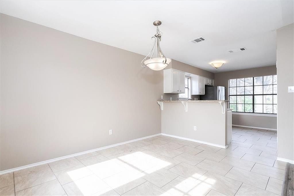 12911 Covington Trl, Austin, TX 78727 | Zillow
