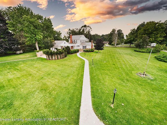5810 Delta River Dr, Lansing, MI 48906 | MLS #275692 | Zillow