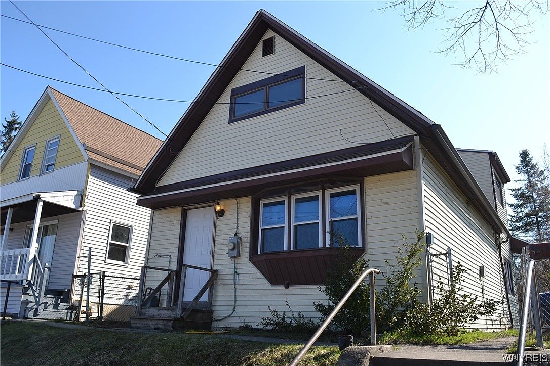 441 Benzinger St, Buffalo, NY 14206 | Zillow