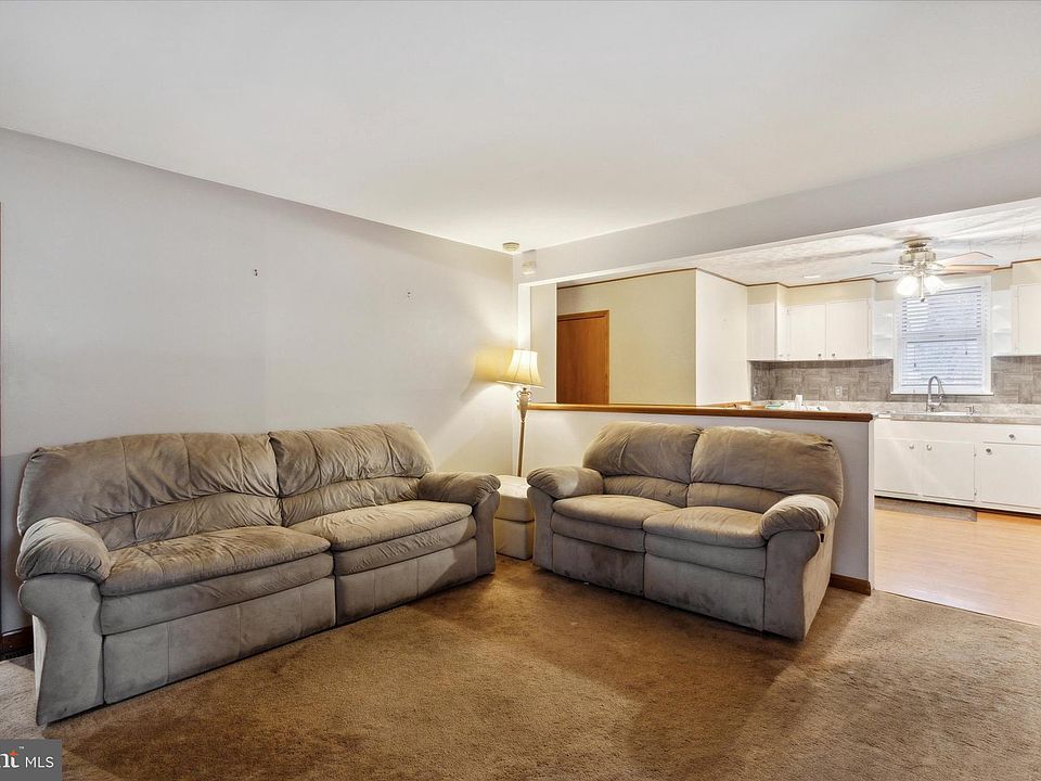 2183 Dunksferry Rd, Bensalem, PA 19020 | Zillow