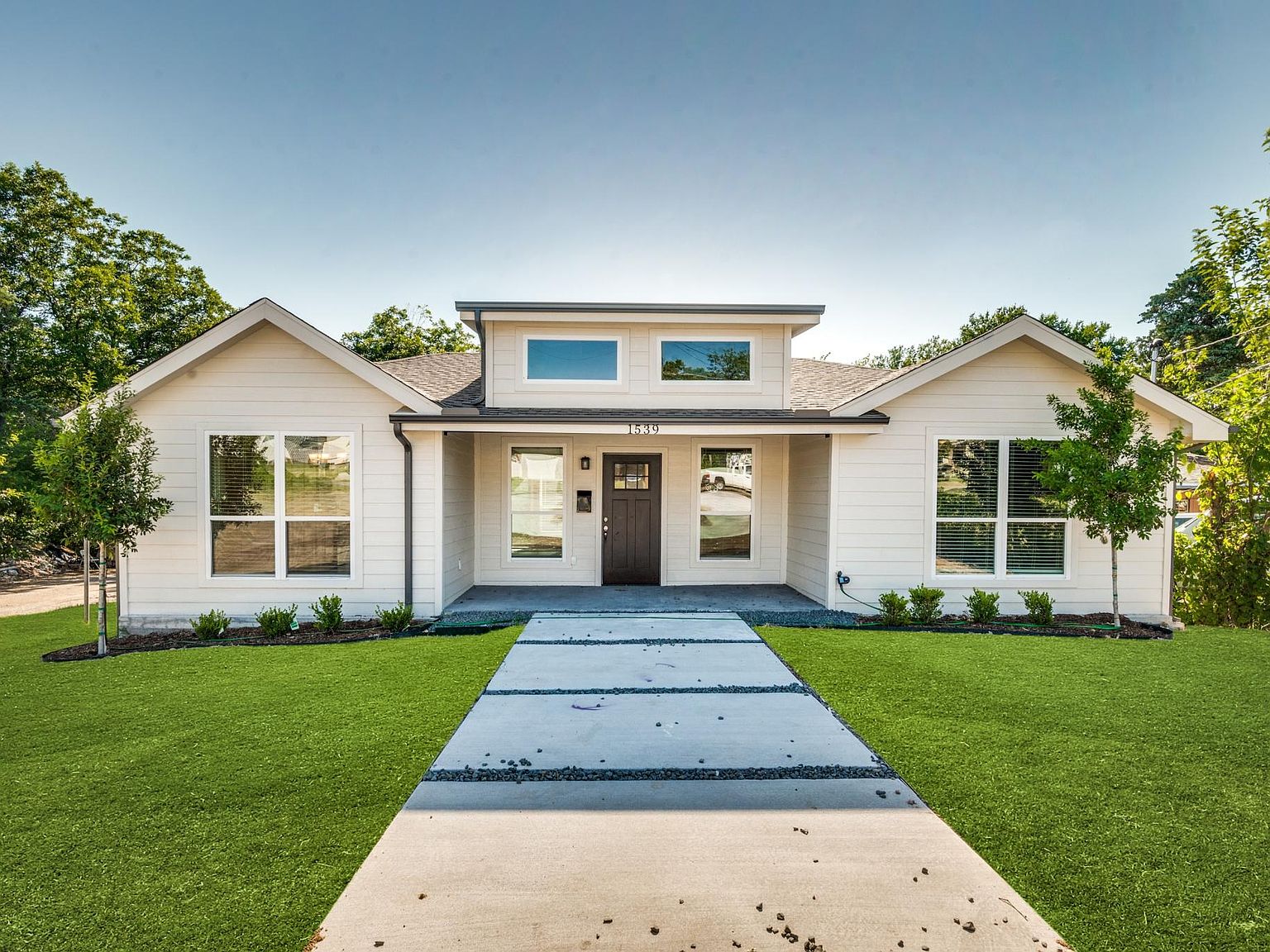 1539 Whitaker Ave, Dallas, TX 75216 | Zillow