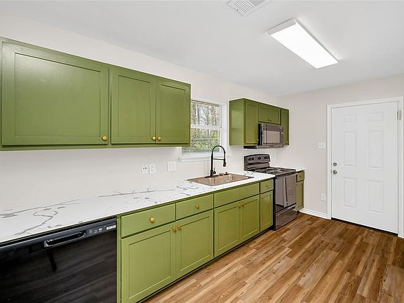 9722 Shive Dr, Houston, TX 77078 | Zillow