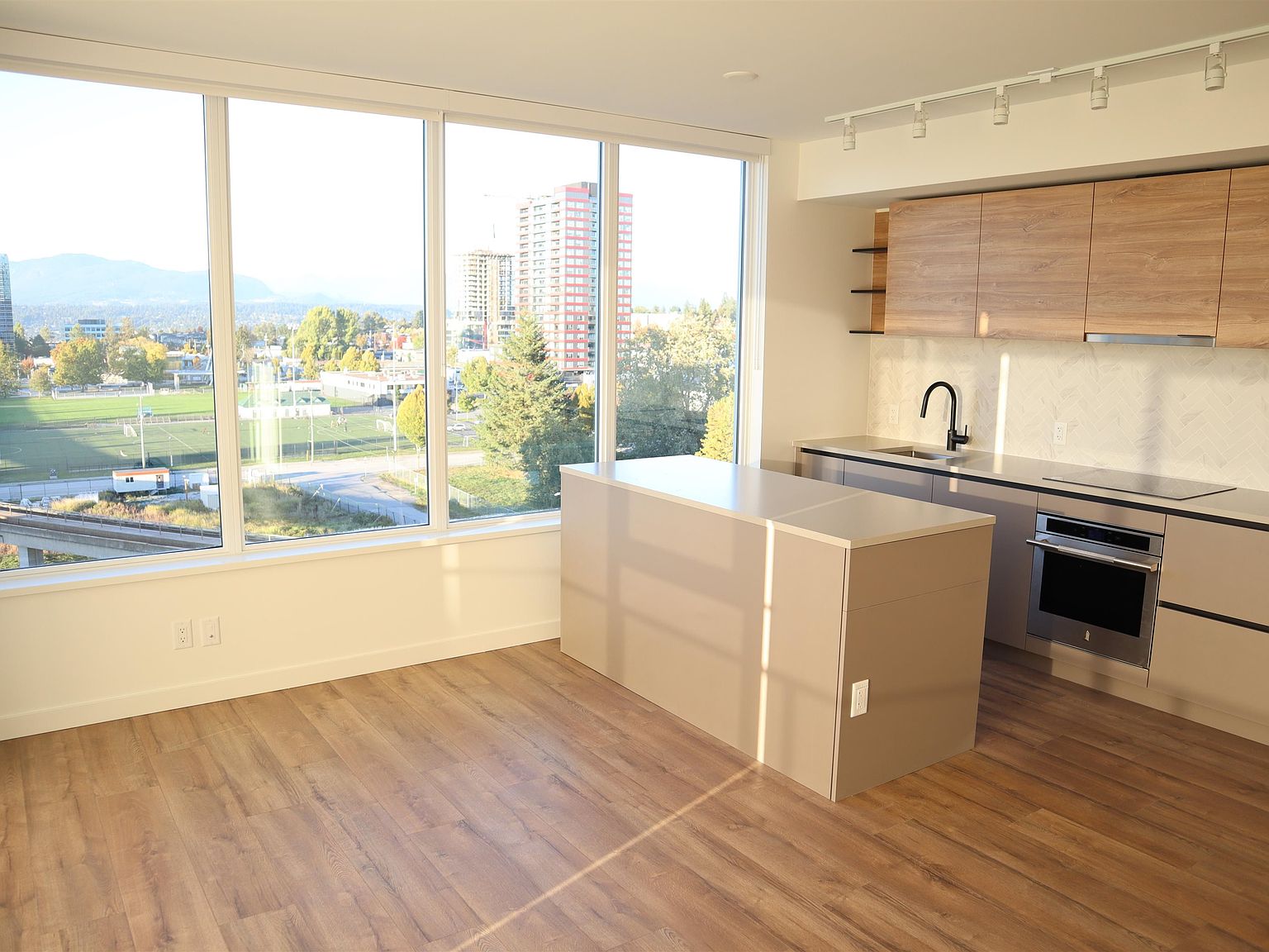 13428 105th Ave #902, Surrey, BC V3T 1Z4 | MLS #R2824111 | Zillow