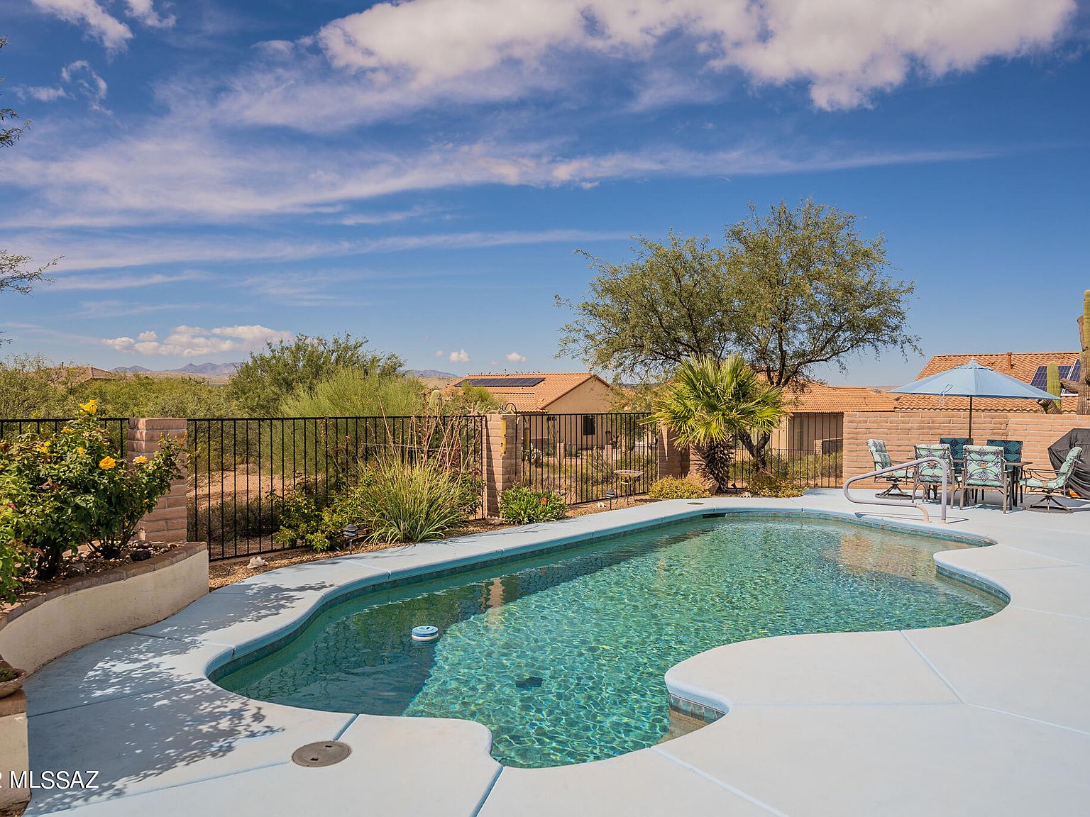 1181 N Night Heron Dr, Green Valley, AZ 85614 | Zillow