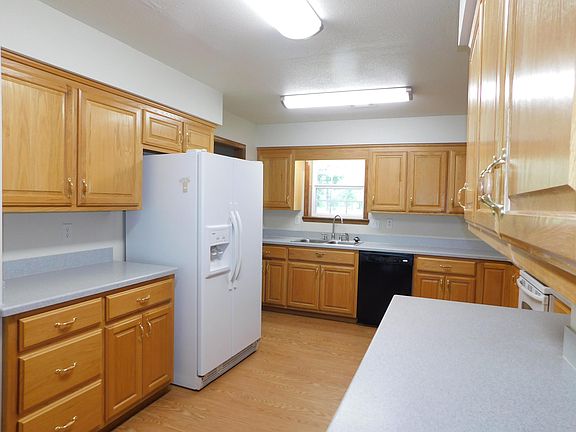 10112 Boyce Manor Cir, Dardanelle, AR 72834 | Zillow