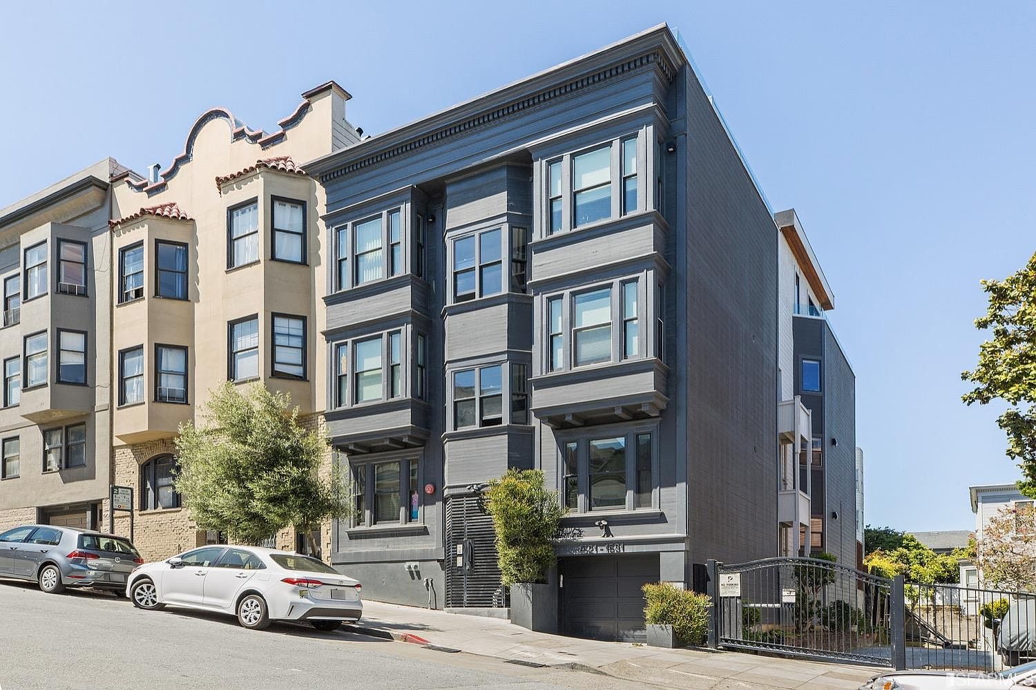 1523 Jones St, San Francisco, CA 94109 | Zillow