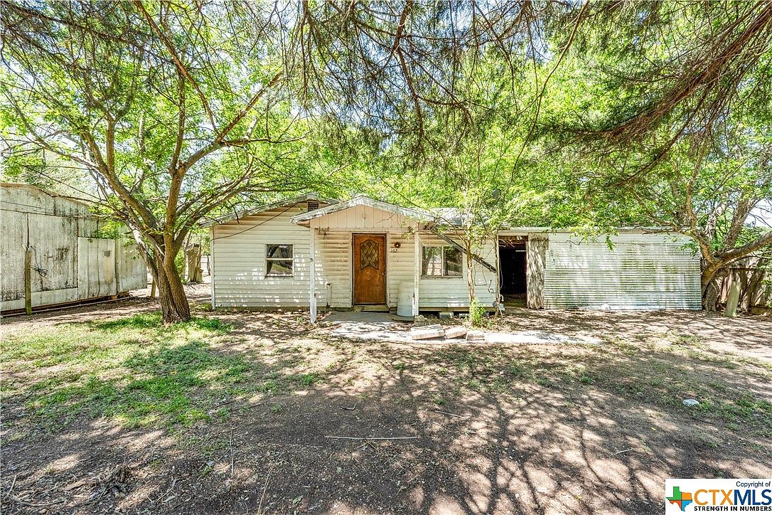 102 Hilltop St, Riesel, TX 76682 | Zillow