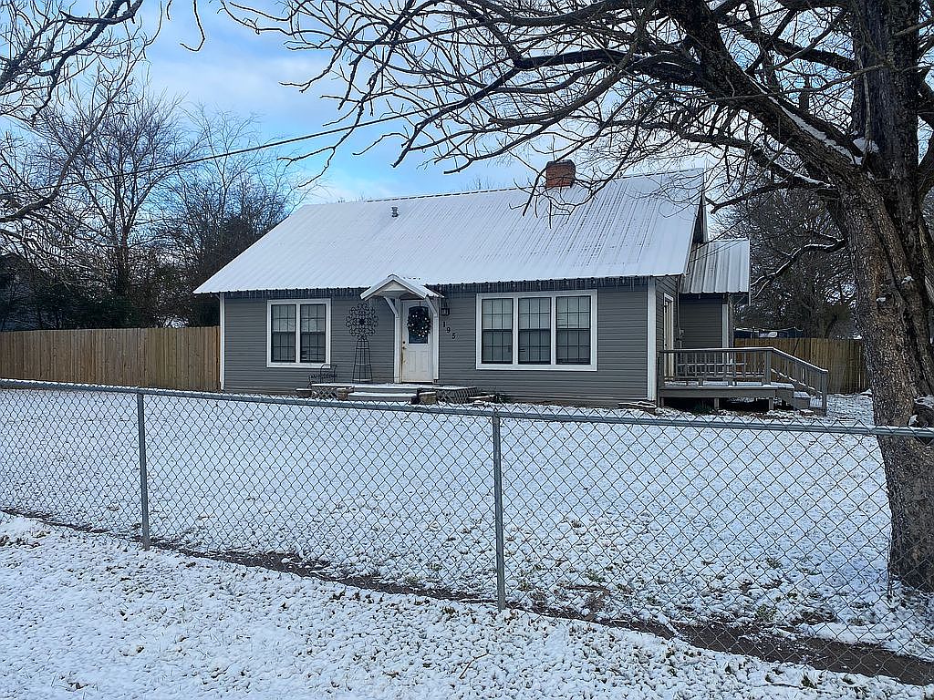 195 E San Diego St, Detroit, TX 75436 | Zillow