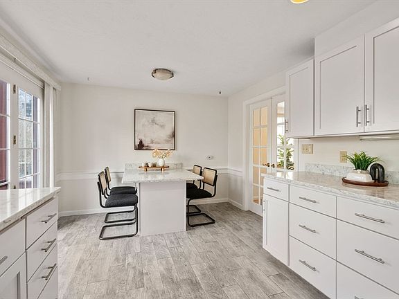 158 Brook Farm Rd #158, West Roxbury, MA 02132 | Zillow