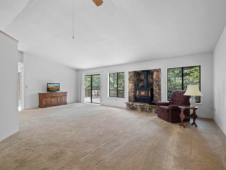 16621 Hillside Dr, Sonora, CA 95370 | MLS #20231125 | Zillow