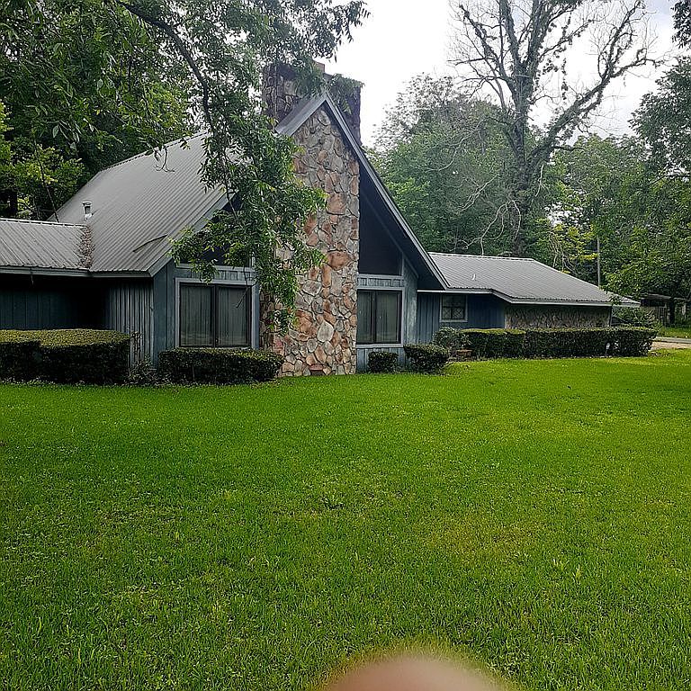 271 East Ave, Uniontown, AL 36786 | Zillow