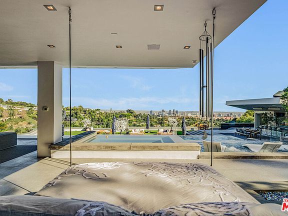 10979 Chalon Rd, Los Angeles, CA 90077 | MLS #22-125456 | Zillow