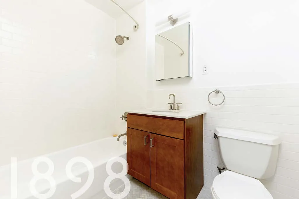 75-25 153rd Street #306 in Kew Gardens Hills, Queens | StreetEasy