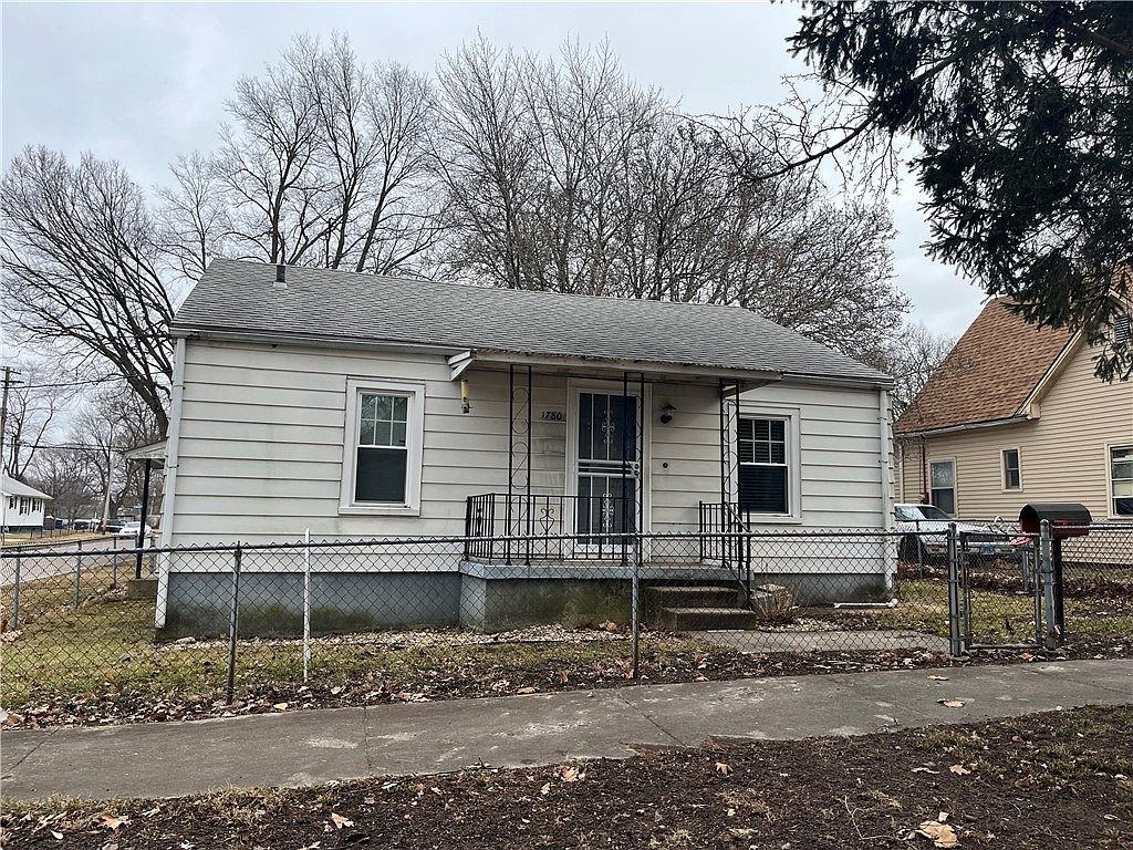 1780 N Gulick Ave, Decatur, IL 62526 | Zillow