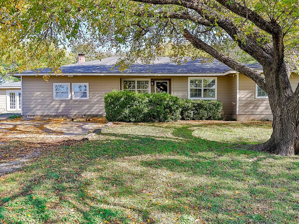 714 N Lee St, Valley View, TX 76272 | Zillow