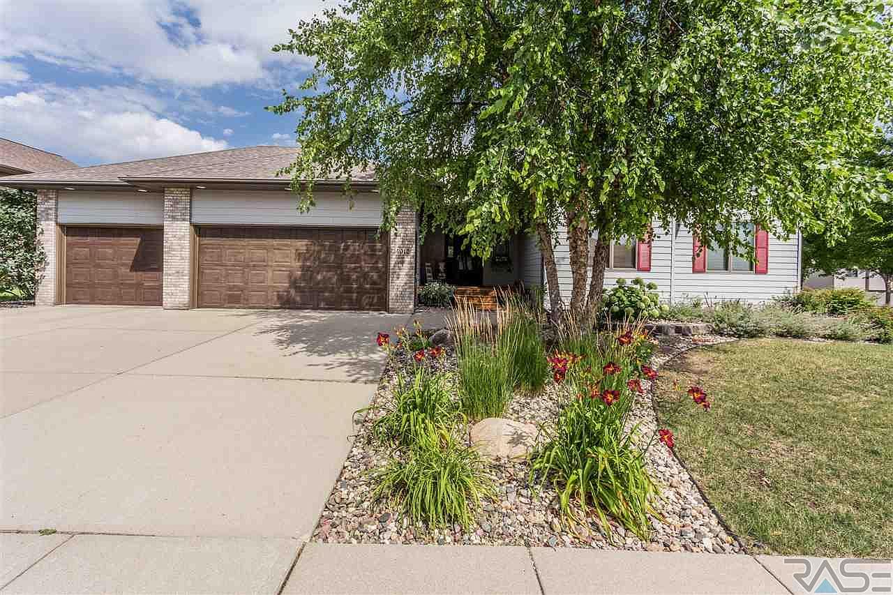 4012 S Florence Ave, Sioux Falls, SD 57103 | Zillow