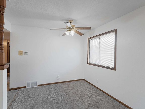 2333 E St #2X1, Lincoln, NE 68510 | Zillow