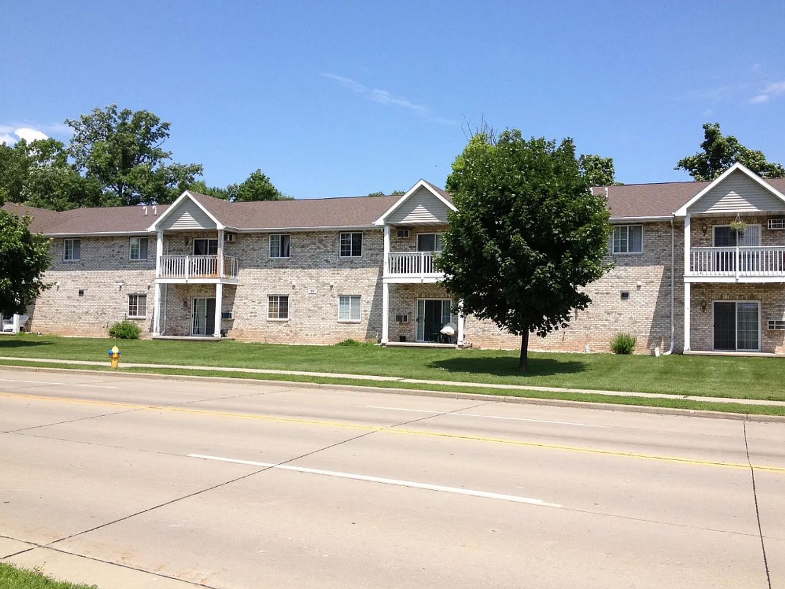 220 W Valley Rd #1, Appleton, WI 54915 | Zillow