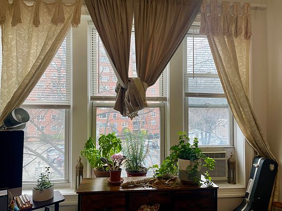 677 Boulevard E, Weehawken, NJ 07086 | MLS #250000792 | Zillow