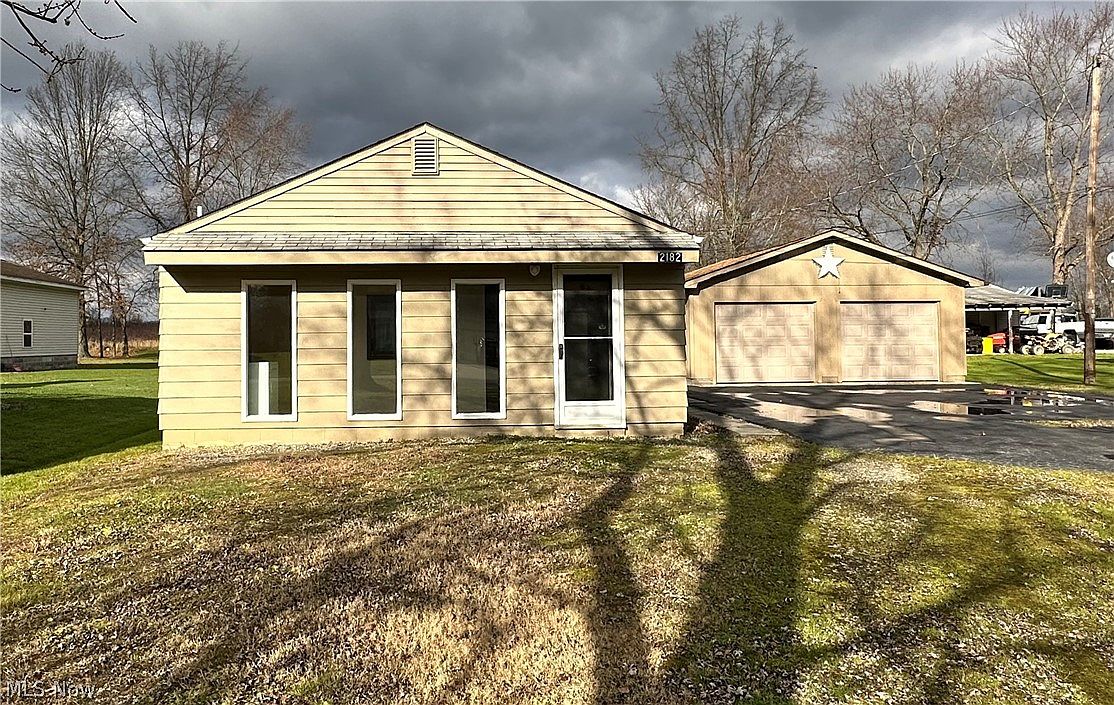2182 High St NW, Warren, OH 44483 | Zillow