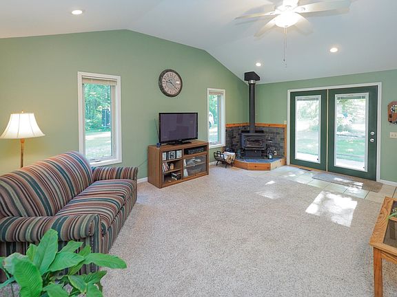 34932 S 23rd St, Kalamazoo, MI 49009 | Zillow