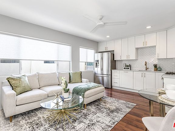 2912 11th St APT 6, Santa Monica, CA 90405 | MLS #23-324799 | Zillow