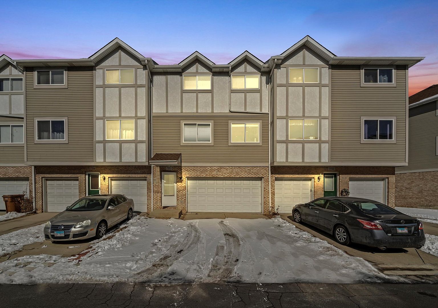 7552 Heritage Ct UNIT 7552, Summit Argo, IL 60501 | Zillow