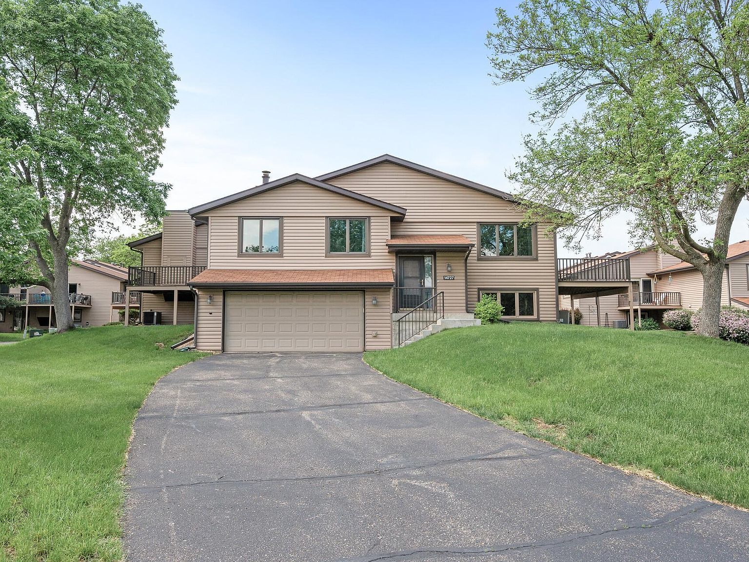 14727 Echo Way, Apple Valley, MN 55124 | Zillow