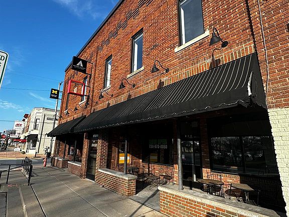 107 E Main St, Pinckney, MI 48169 | Zillow