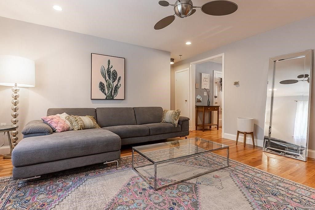 19 Alton Ct #A4, Brookline, MA 02446 | Zillow