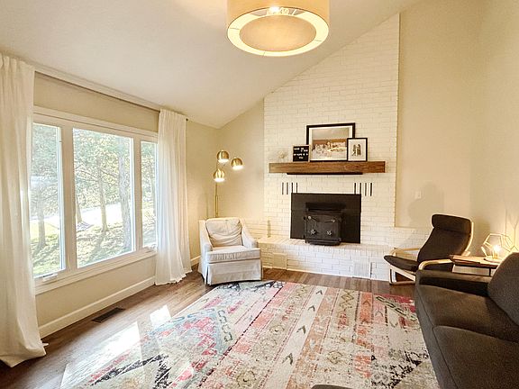 3875 West Farm Rd 72, Springfield, MO 65803 | MLS #60265911 | Zillow