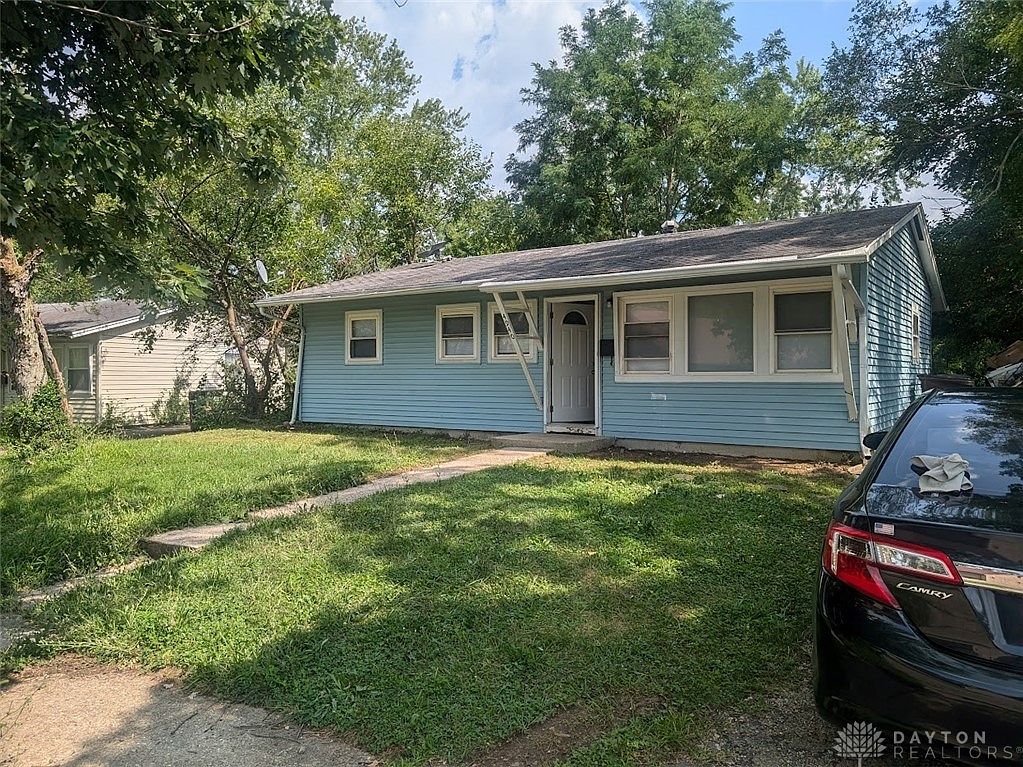 4940 Porterfield Dr, Dayton, OH 45417 | Zillow