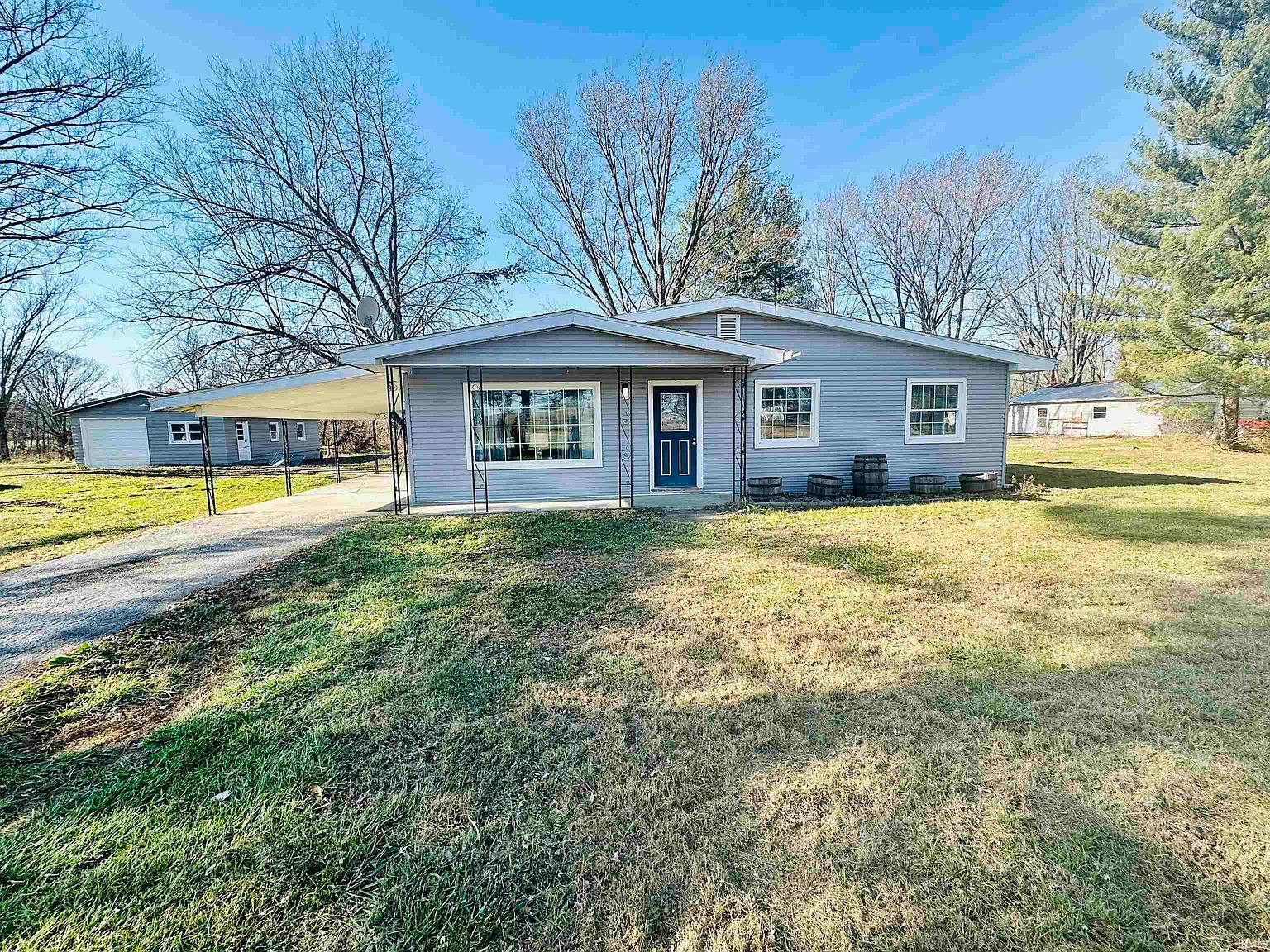 635 Parks Addition Rd, Mitchell, IN 47446 | MLS #202403280 | Zillow
