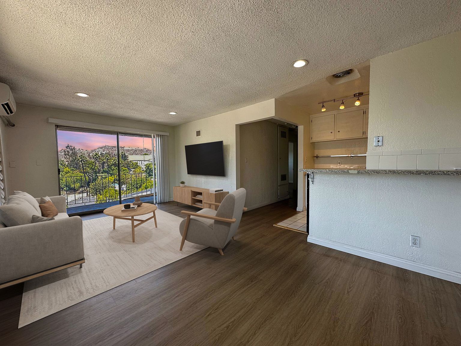 4579 Main St, Riverside, CA 92501 | Zillow