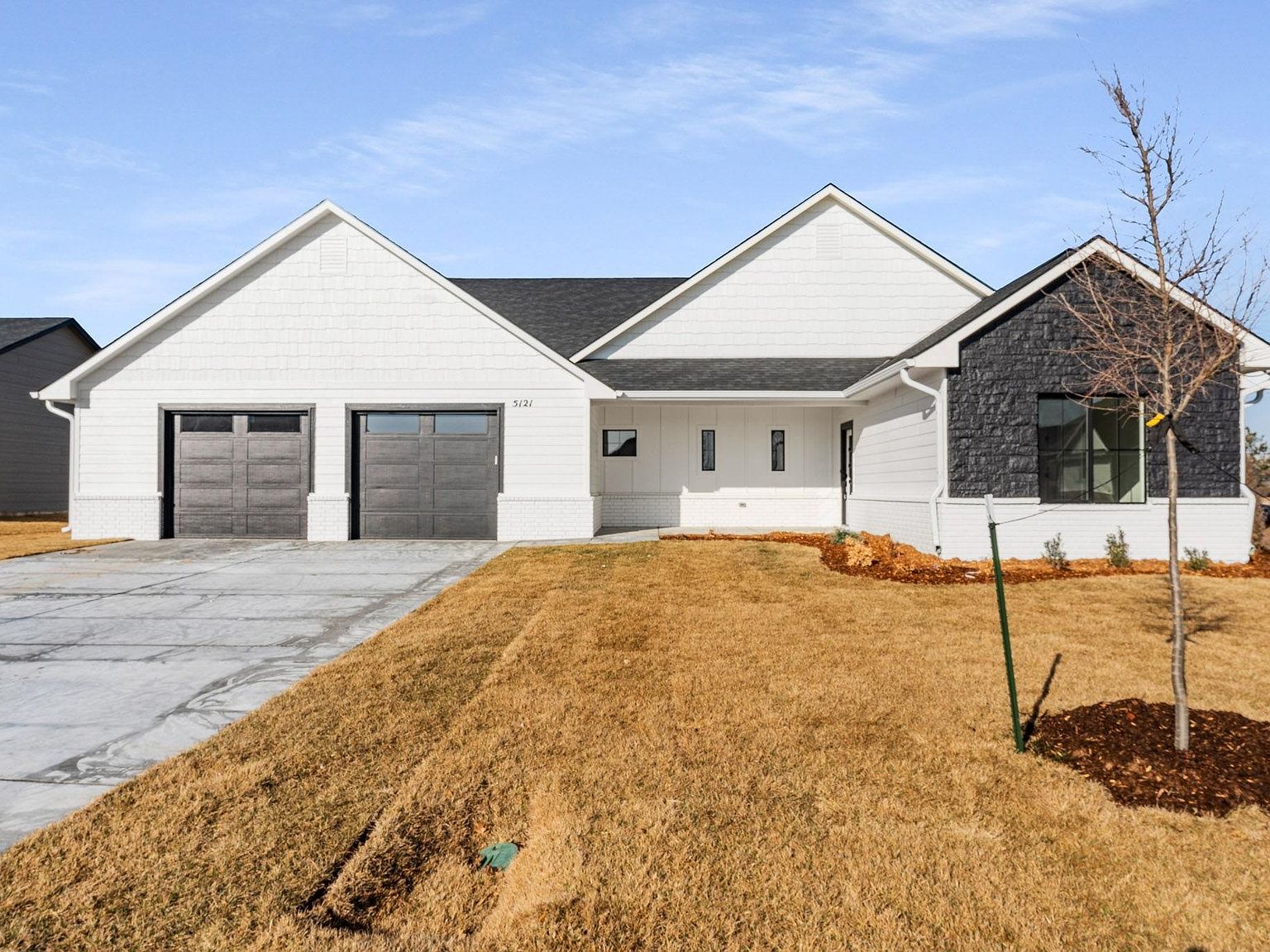 5121 N Colonial Ave, Bel Aire, KS 67226 | Zillow